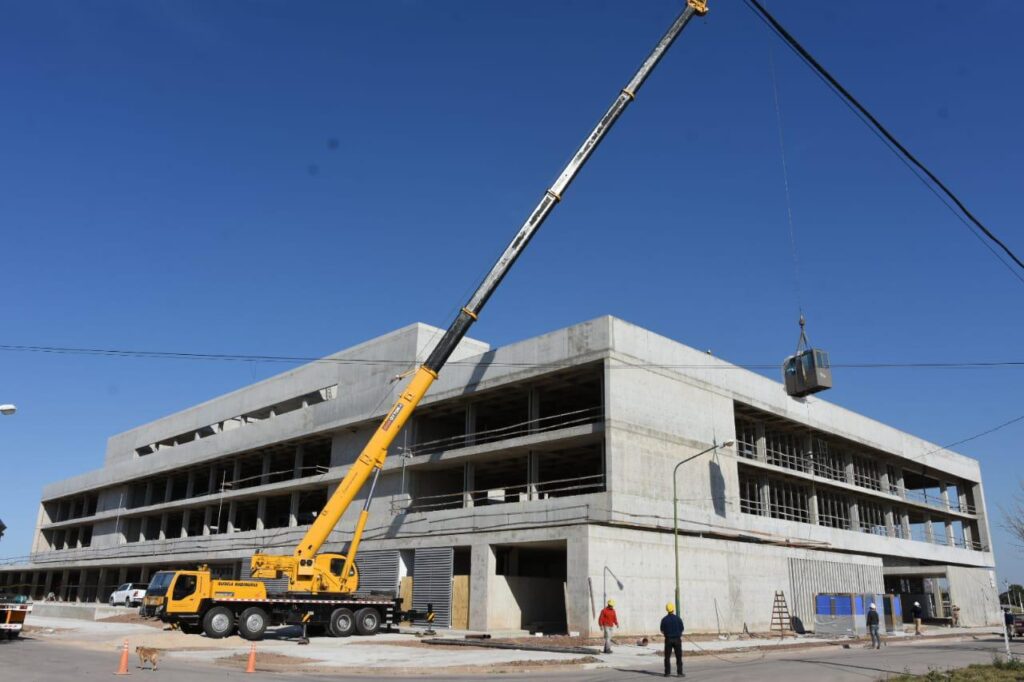 Obras de DINALE SA - Construar.com.ar